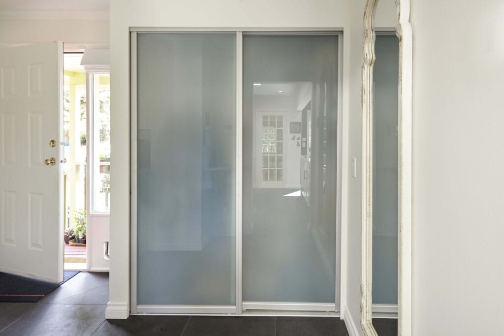 Custom Euro Closet Doors & Room Dividers | Victoria BC